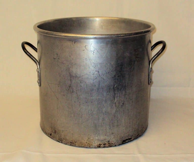 Large Kettles – Steak Shop Catering